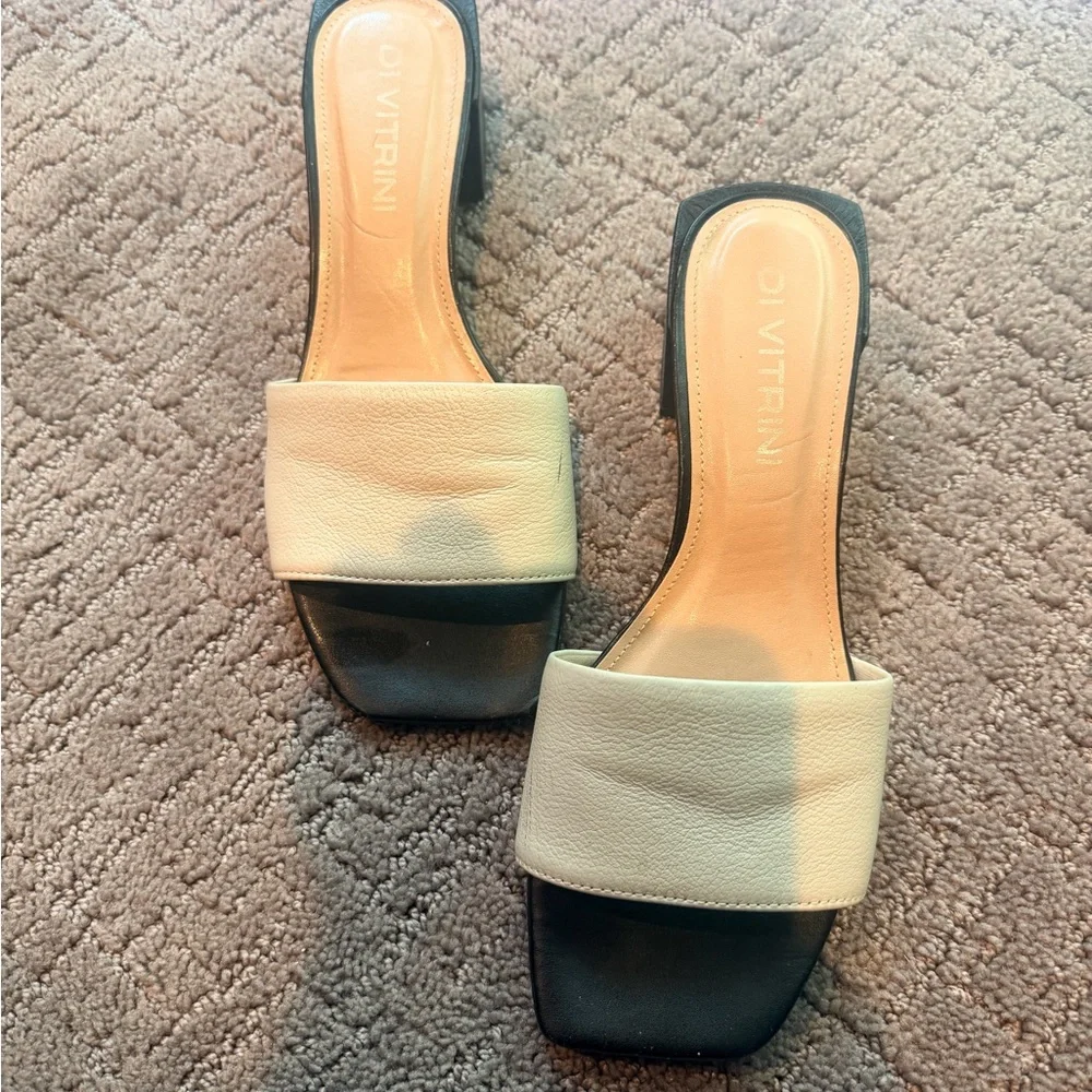 Di Vitrini | Shoes | Di Vitrini White Leather Slide Sandals For Women ...